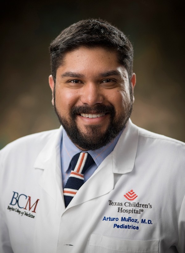 Cruz Arturo Muñoz, MD | Texas Children's