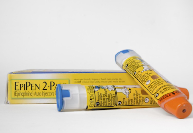Tips on affording EpiPen (or alternative epinephrine auto-injector ...